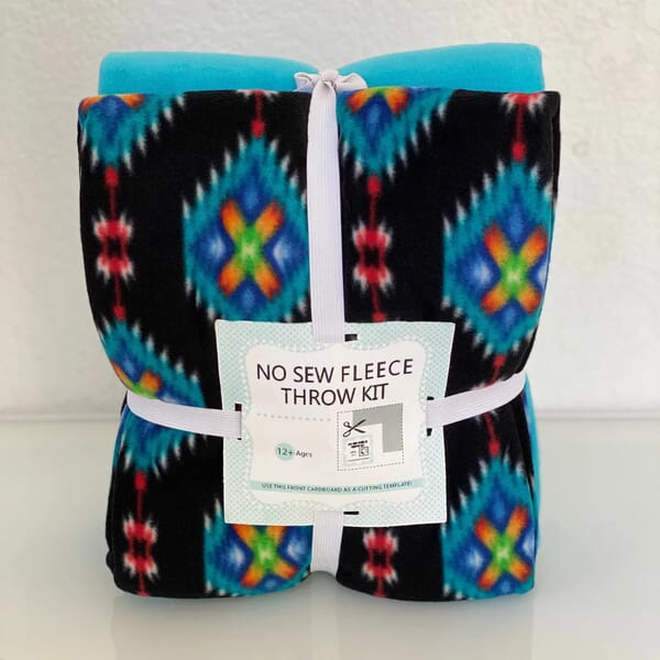 Southwest Heirloom Weave Anti-Pill No Sew Throw Fleece Fabric Kit (72x60) Southwest Heirloom Weave Anti-Pill No Sew Throw Fleece Fabric Kit (72x60)